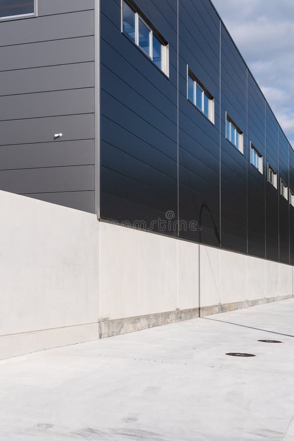 826 Composite Cladding Stock Photos - Free & Royalty-Free Stock Photos ...