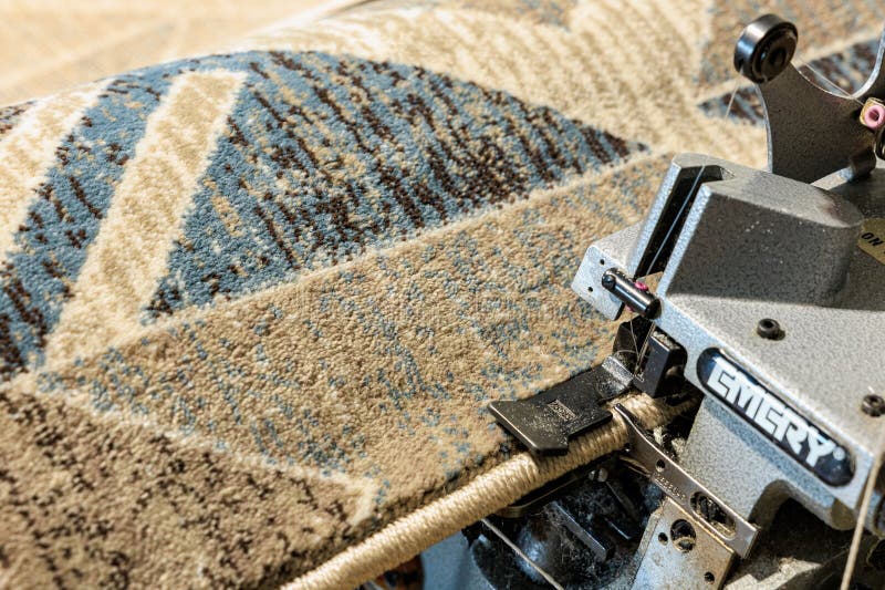 Industrial Carpet Edging Machine with Geometric Patterned Fabric ...