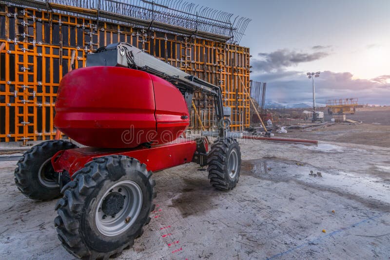 Industrial Lifting Platform in the Construction of a Wall Stock Photo ...