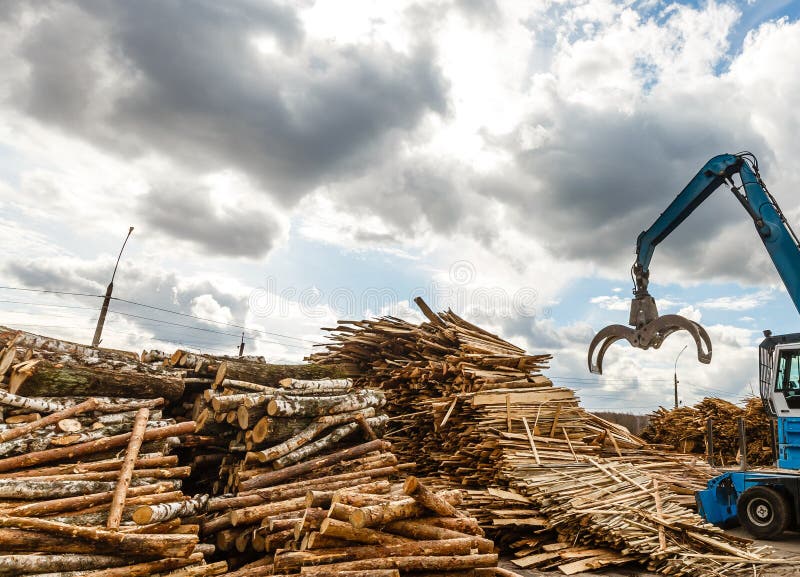 Industrial Log Loader at Lambermill Stock Photo - Image of construction ...