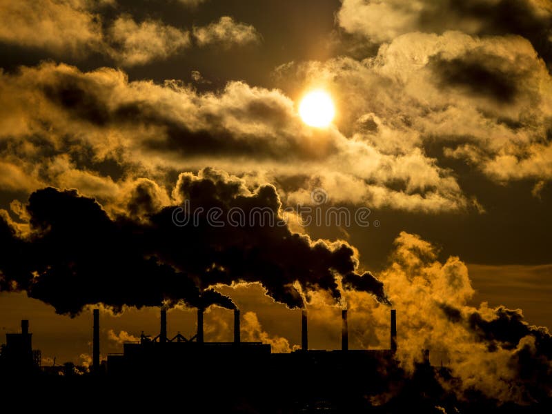 Industrial Plant Emitting Heavy Smoke Stock Image - Image of structure ...