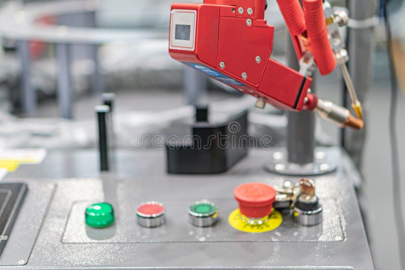 1,068 Metallic Industrial Robotic Arm Stock Photos - Free & Royalty ...