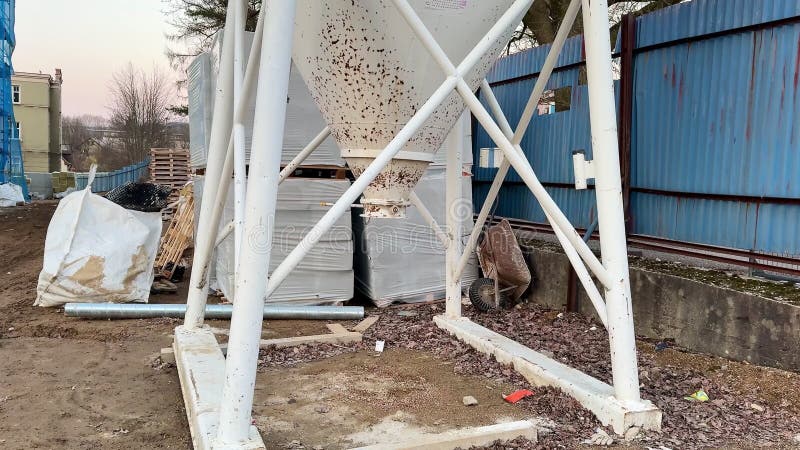 The Industrial Structure on the Construction Site Needs Detailed ...