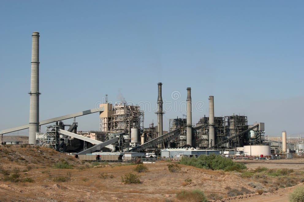 Industrielle Triebwerkanlage Stockbild - Bild von umgebung, technik ...