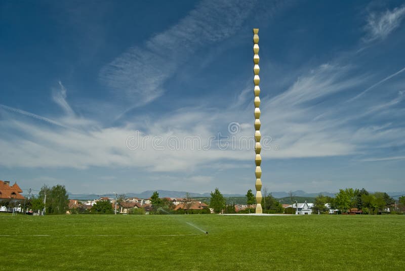 The Endless Column - Coloana Infinitului Stock Image - Image of statue ...