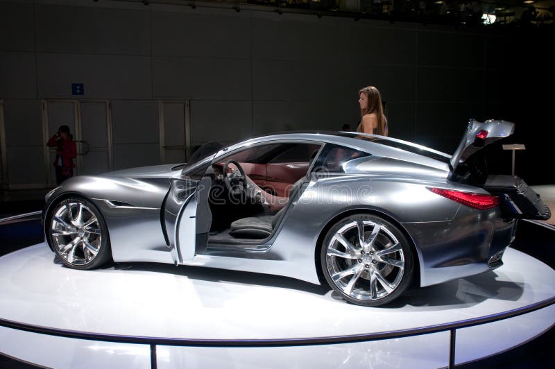 Infiniti Essence Concept Car Editorial Stock Image - Image of ...