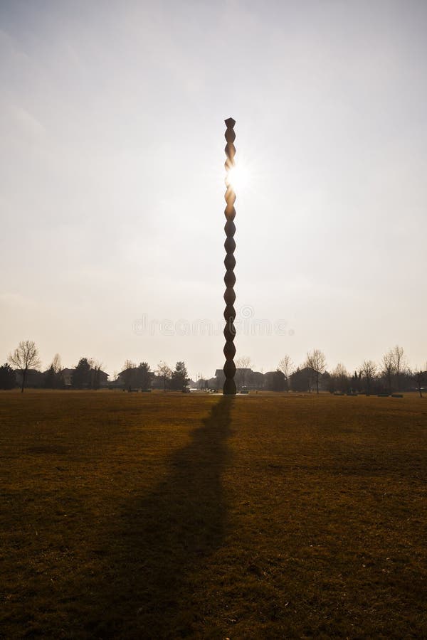 The Infinity Column of Constantin Brancusi, Romania Stock Photo - Image ...