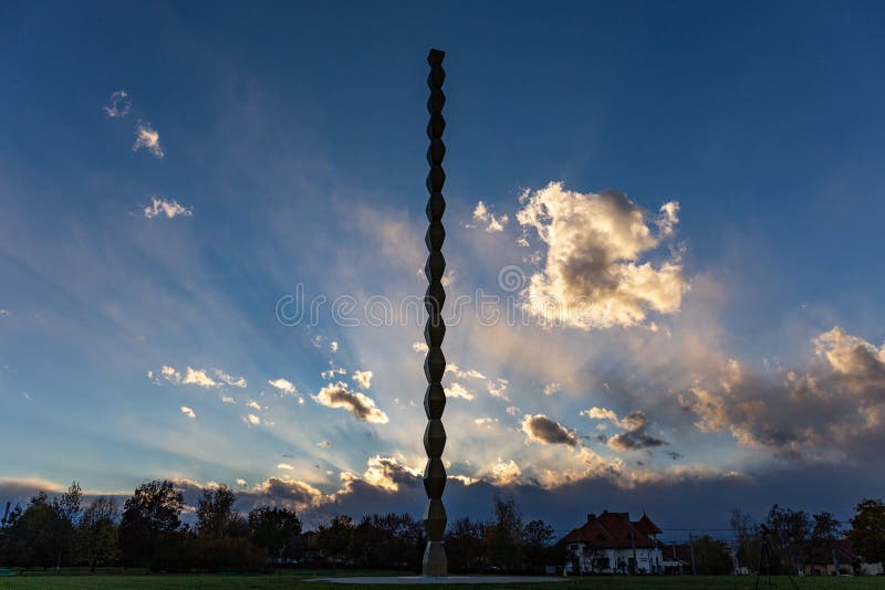 Infinity Column - Constantin Brancusi Masterpiece Editorial Stock Image ...