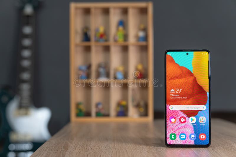 Infinity-O Display Samsung Galaxy A51 Editorial Stock Photo - Image of ...