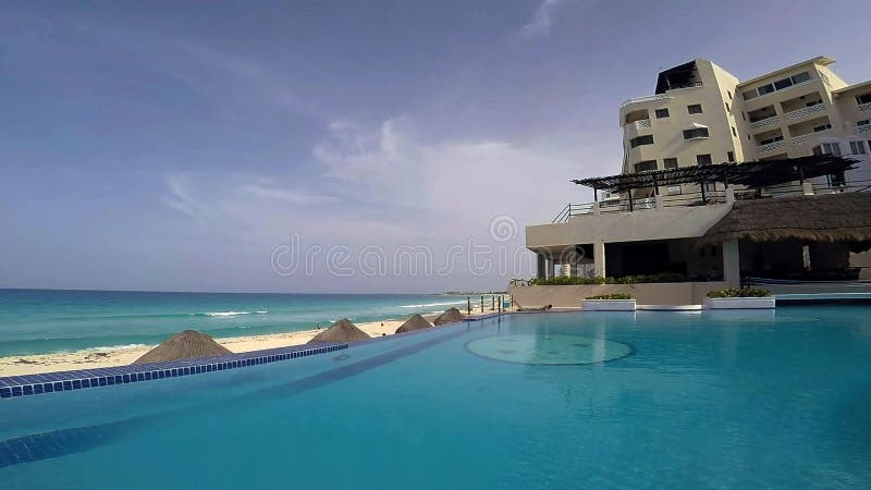 An Infinity Pool in the Resort of Cancun Stock Photo - Image of ...