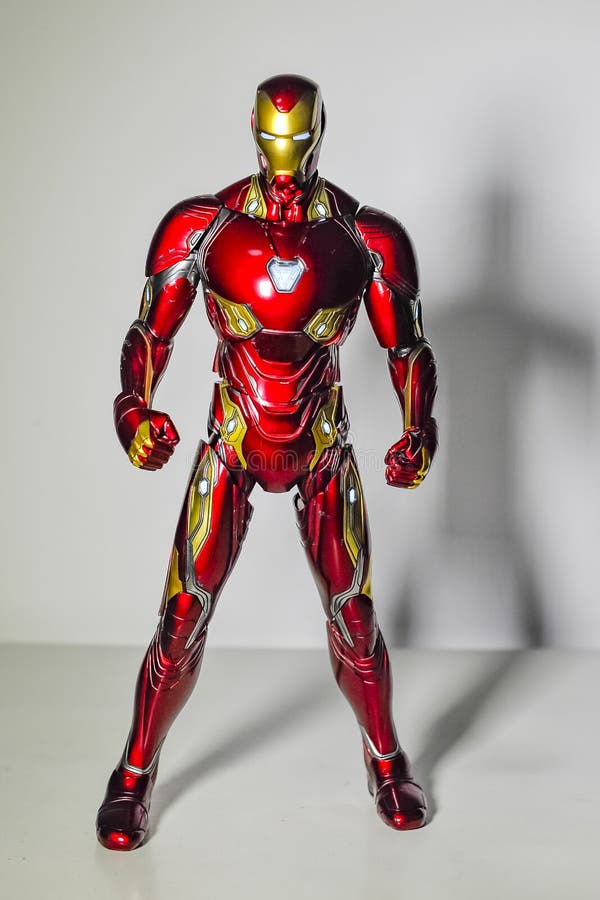 Infinity War 1/6 Scale Iron Man Figure Mark L 50 Editorial Stock Photo ...