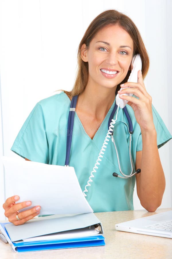 Infirmière image stock. Image du interne, médical, hôpital - 12067915