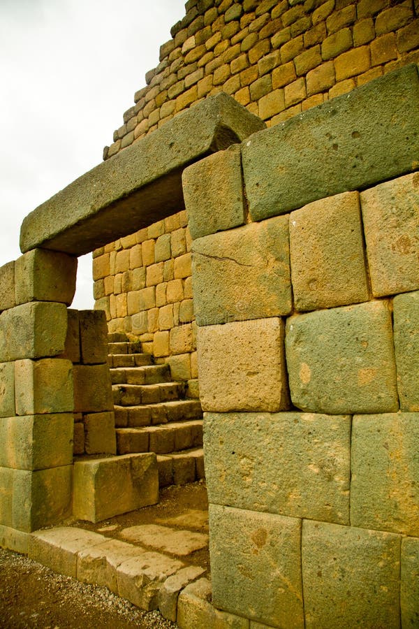 Ingapirca Important Inca Ruins in Ecuador Stock Image - Image of brown ...