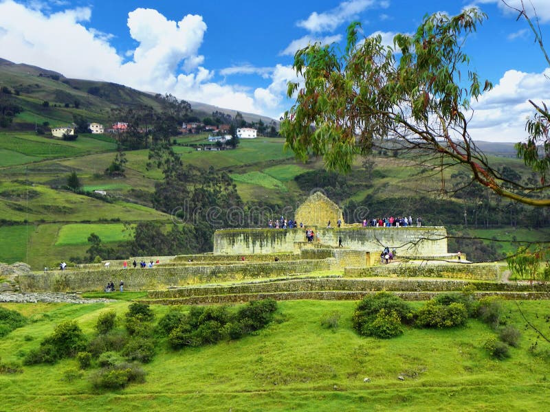 Ingapirca Ruins and View at Temple of the Sun, Canar Province, Ecuador ...