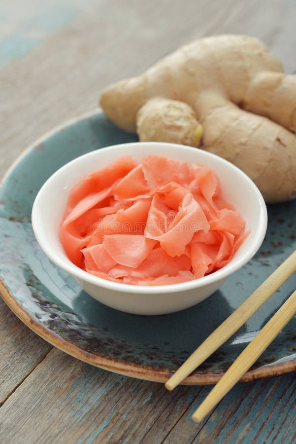 Gepekelde gember stock foto. Image of sluit, gemarineerd - 40178190