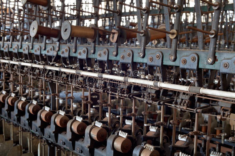 Ingewikkeld mechanisme stock foto. Image of beperkt, verlaten - 30435644