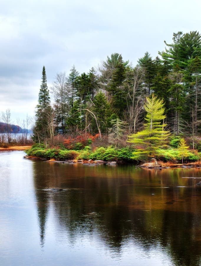 Inham stock foto. Image of bossen, seizoenen, nave, vakanties - 53747994