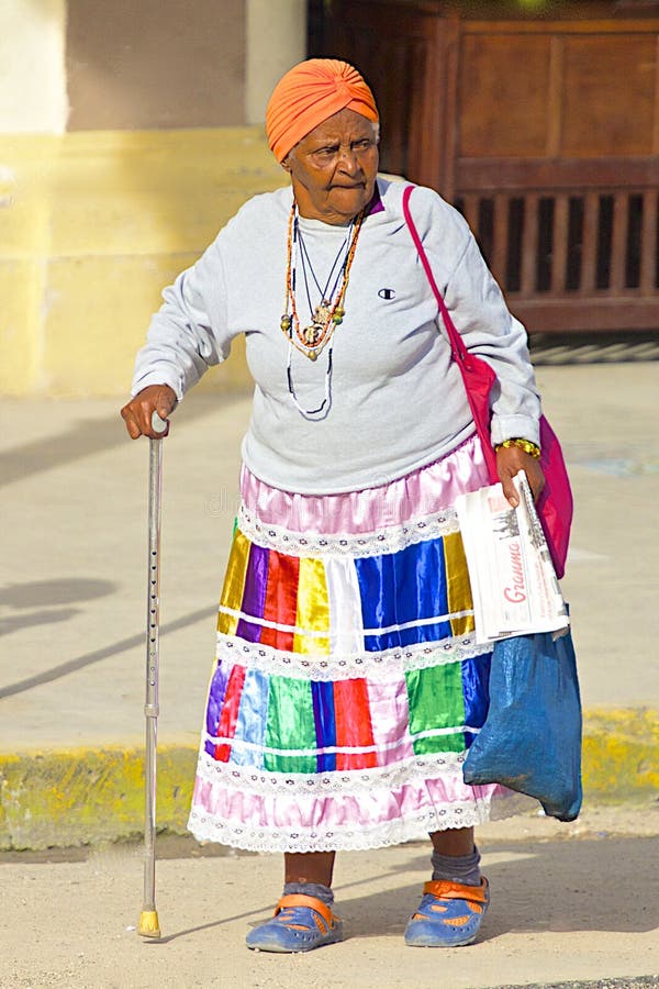 Inheemse Mensen in Havana, Cuba Redactionele Stock Foto - Image of ...