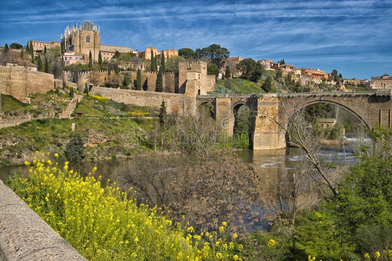 Saint Martin`s Bridge, Toledo, Spain Stock Photo - Image of towers ...