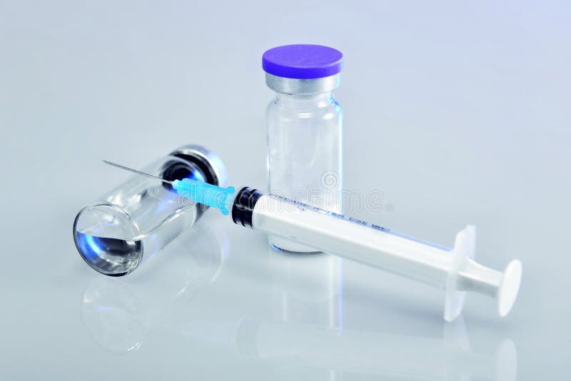 Injection antibiotique photo stock. Image du hypodermique - 37439472