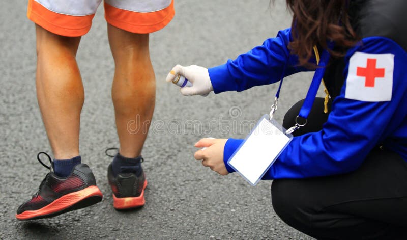 Marathon Runner editorial photography. Image of green - 49126282 Marathon Runner editorial photography. Image of green - 49126282
