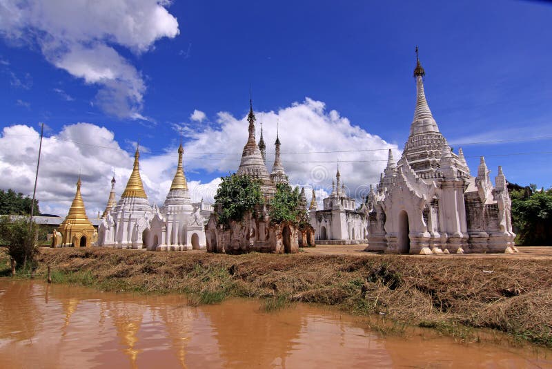Inle Lake Myanmar - Indein Pagodas Stock Photo - Image of pagoda, stupa ...