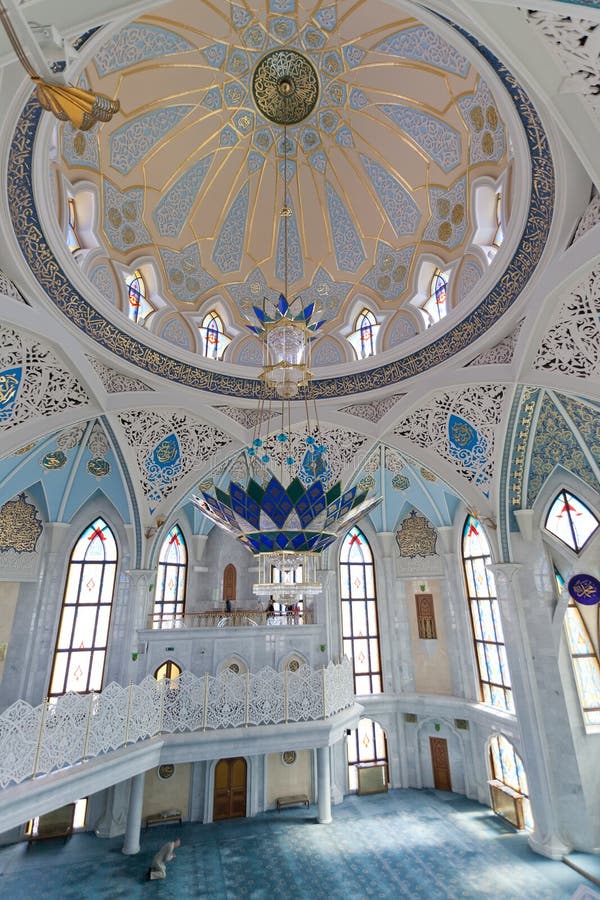 Innen-Moschee Qol Sharif redaktionelles stockbild. Bild von platz ...