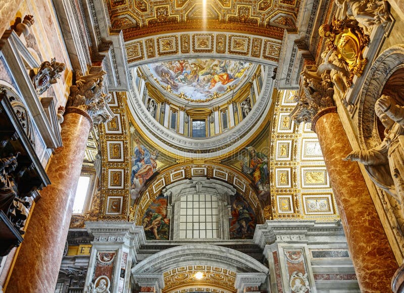 Innenraum Des Heiligen Peters Basilica Vatican Redaktionelles ...