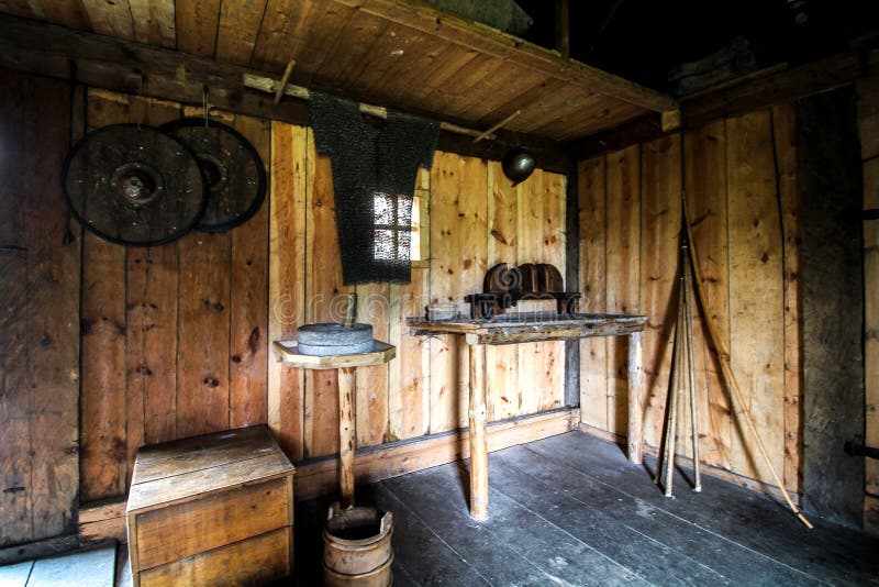Innen-Wikinger-Bauernhof Haugesund Stockbild - Bild von möbel, haus ...