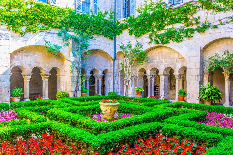 Inner Courtyard at the Monastery Saint Paul De Mausole in France Stock ...