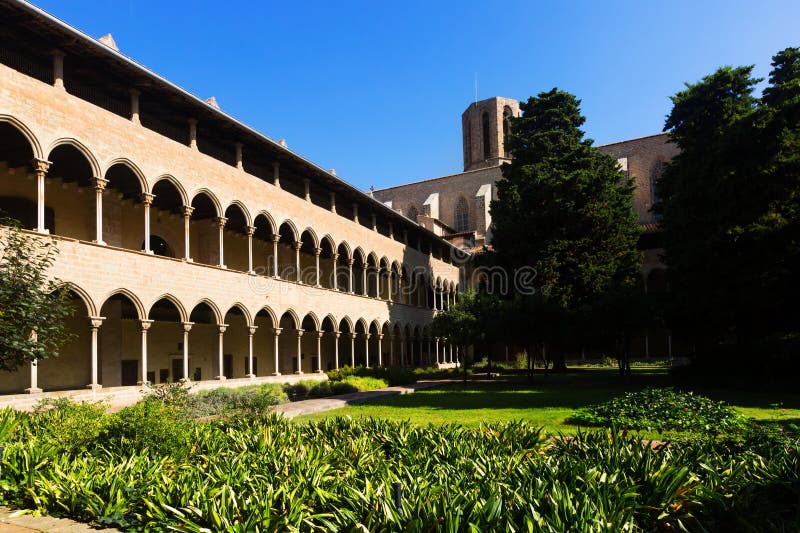 Inner Courtyard of Pedralbes Monastery Stock Photo - Image of barcelona ...