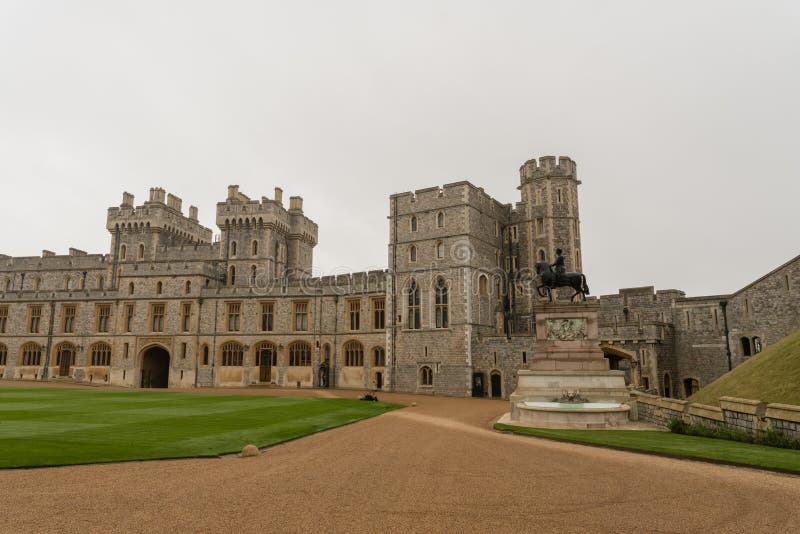 Inner Courtyard of Windsor Castle on Late October Stock Photo - Image ...