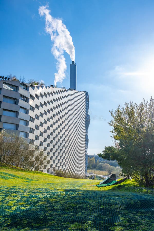 Innovative Waste-To-Energy Facility in Copenhagen Stock Image - Image ...