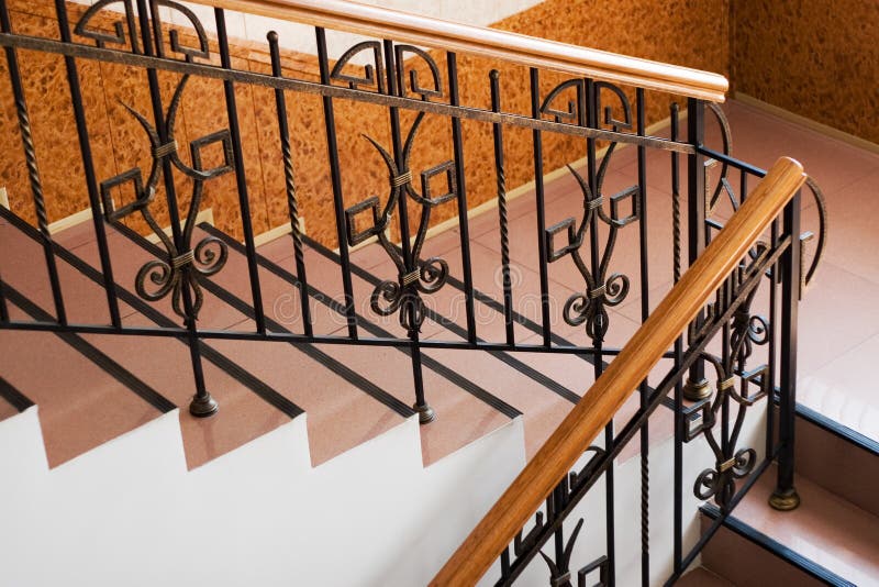 Stege inomhus fotografering för bildbyråer. Bild av matta - 32050321
