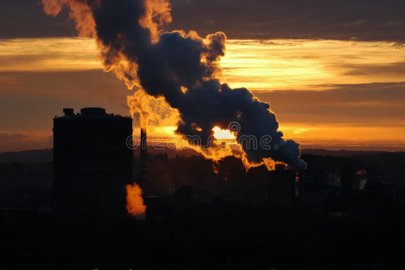 Inquinamento atmosferico fotografia stock. Immagine di nerezza - 15002132