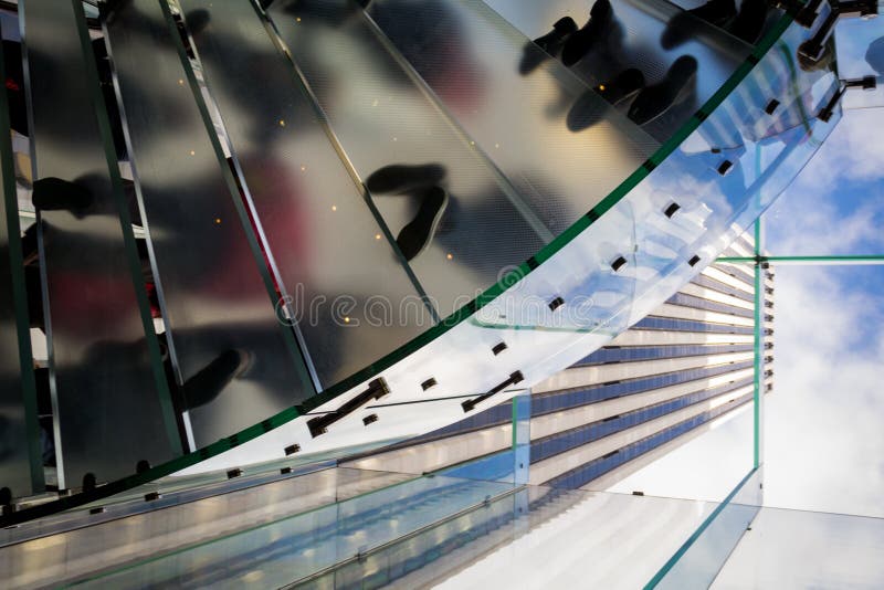 Inside the apple store editorial photo. Image of spiral - 69437691
