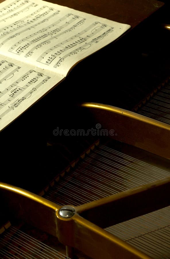 Baby grand piano detail stock image. Image of piano, strings - 903149