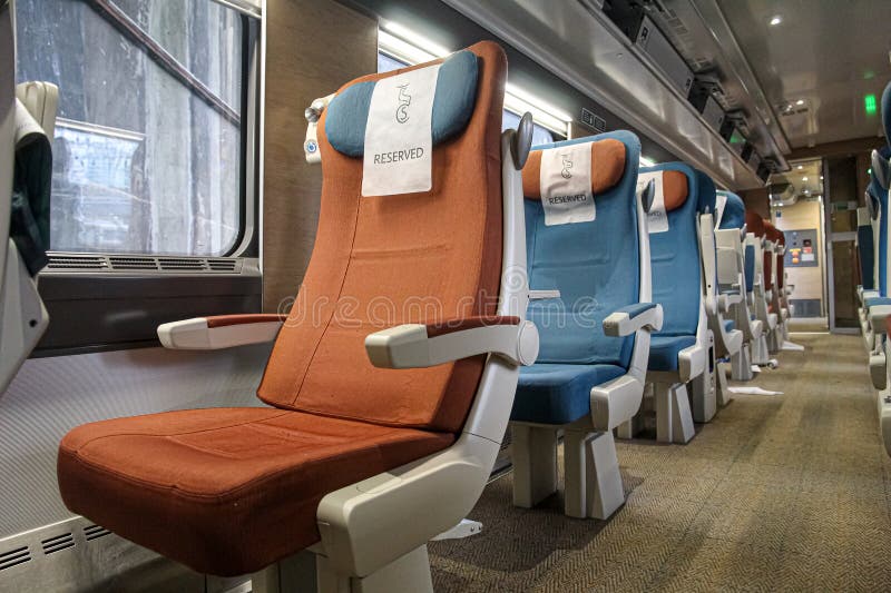 A Caledonian Sleeper Carriage in Fort William Editorial Stock Photo ...