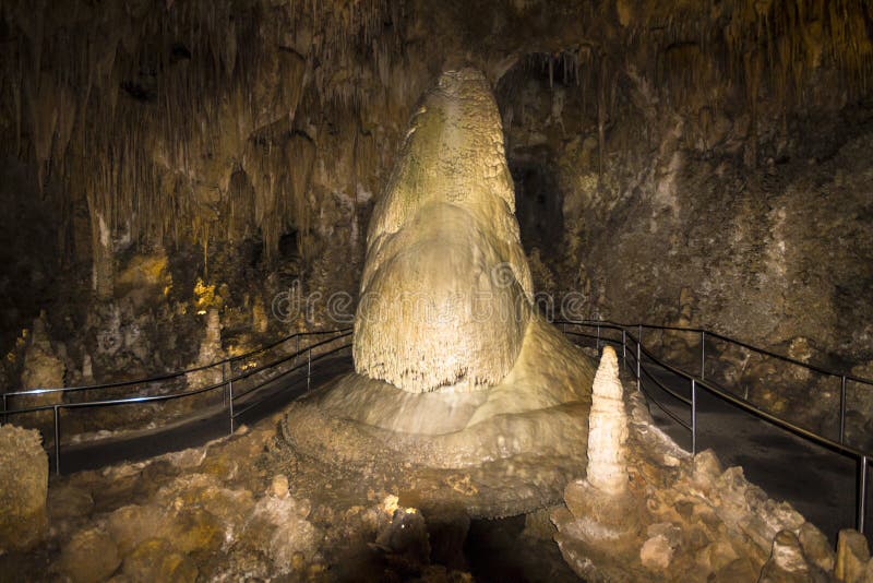 Inside Carlsbad Caverns Cave System, USA Stock Image - Image of ...