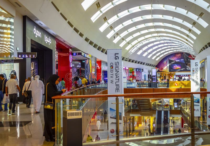 Inside the Dubai Mall editorial image. Image of city - 146557085