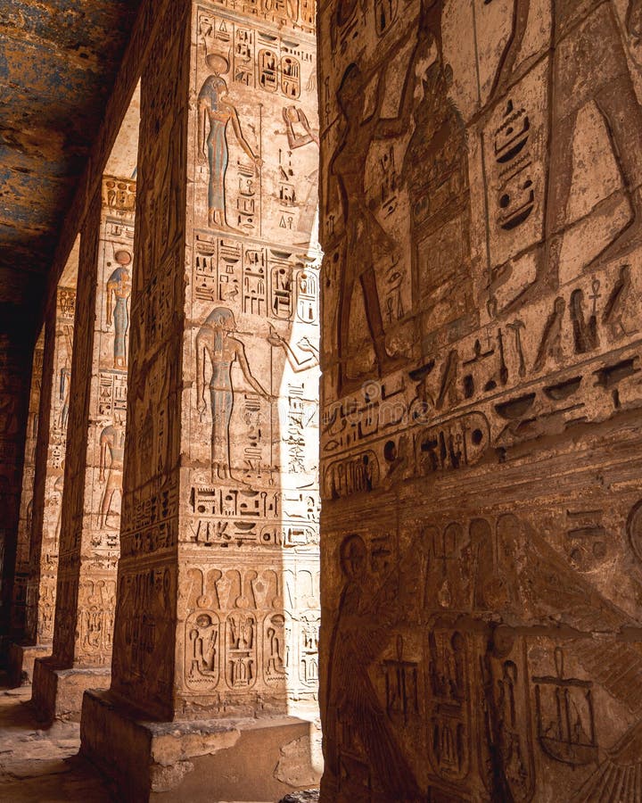 Inside an Egyptian temple editorial stock image. Image of discoveries ...