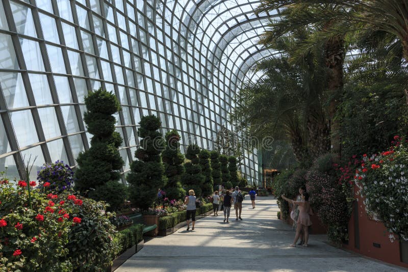 Inside the Flower Dome at the Gardens by the Bay in Singapore ...