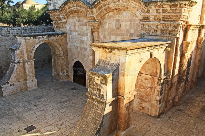 43+ Golden inside temple Free Stock Photos - StockFreeImages