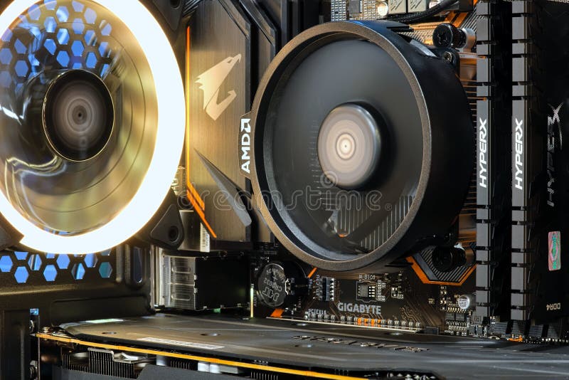 Inside High Performance Desktop Cooling System and RAM DDR4 on AMD ...