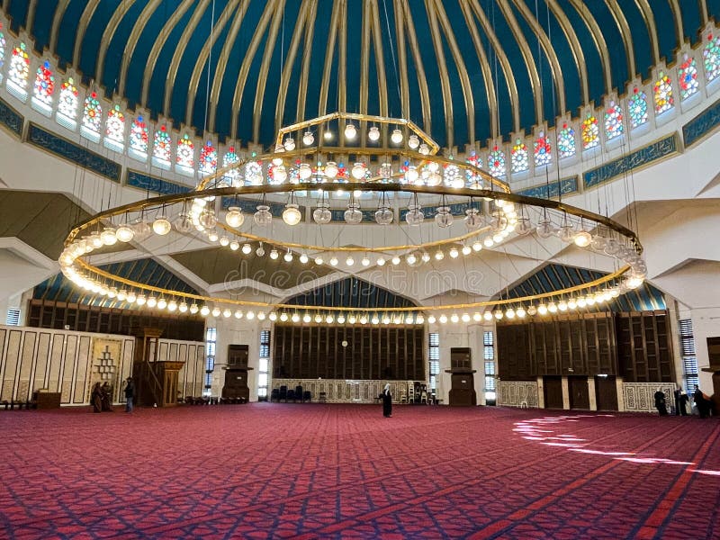 Inside the King Abdullah I Mosque in Amman Editorial Stock Photo ...