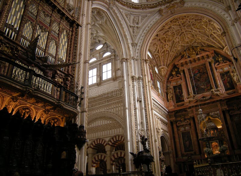 Inside the Mosque–Cathedral of Córdoba in Spain Editorial Photography ...