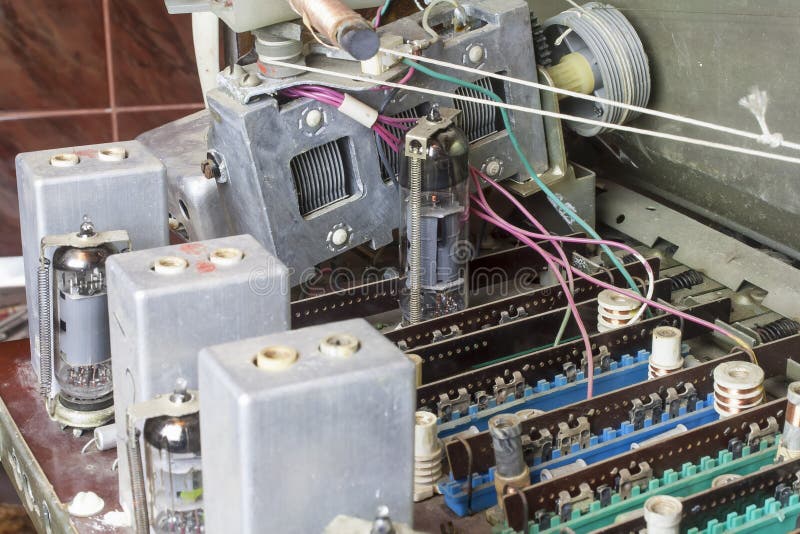 Inside of old radio stock image. Image of vacuum, resistor - 102966797