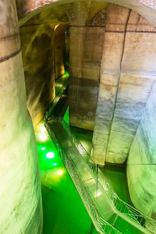Inside Palombaro Lungo, the Huge Underground Water System Dug Cistern ...
