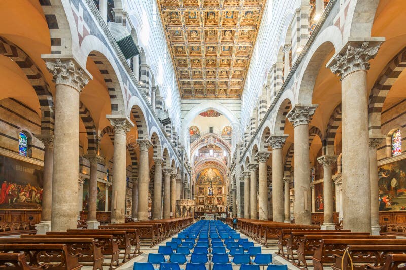 Inside Pisa Cathedral editorial stock image. Image of inside - 304344004