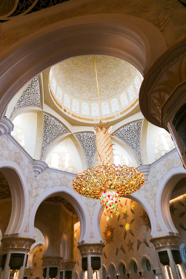 Inside Sheikh Zayed Grand Mosque Stock Photo - Image of dome, light ...
